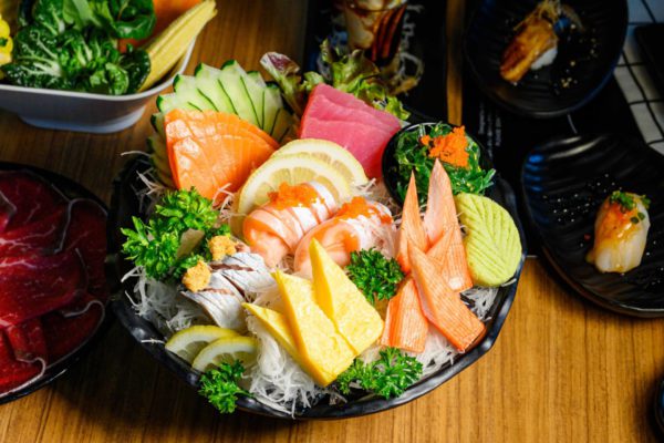 รวม 7 ร้าน Shabu ดีต่อใจ ทานได้ ไม่มีเบื่อ กับครอบครัวก็ฟิน กับแฟนก็โดน!