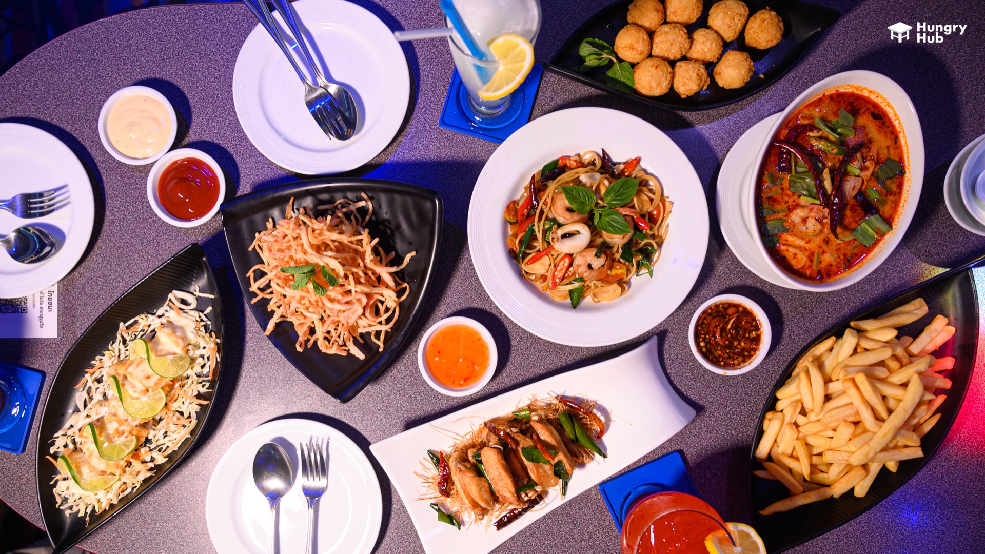 รีวิว Blu-o rhythm & bowl สนุกยกแก๊งค์ อิ่มบุฟเฟ่ต์ โยนโบว์ลิ่งไม่อั้น ...