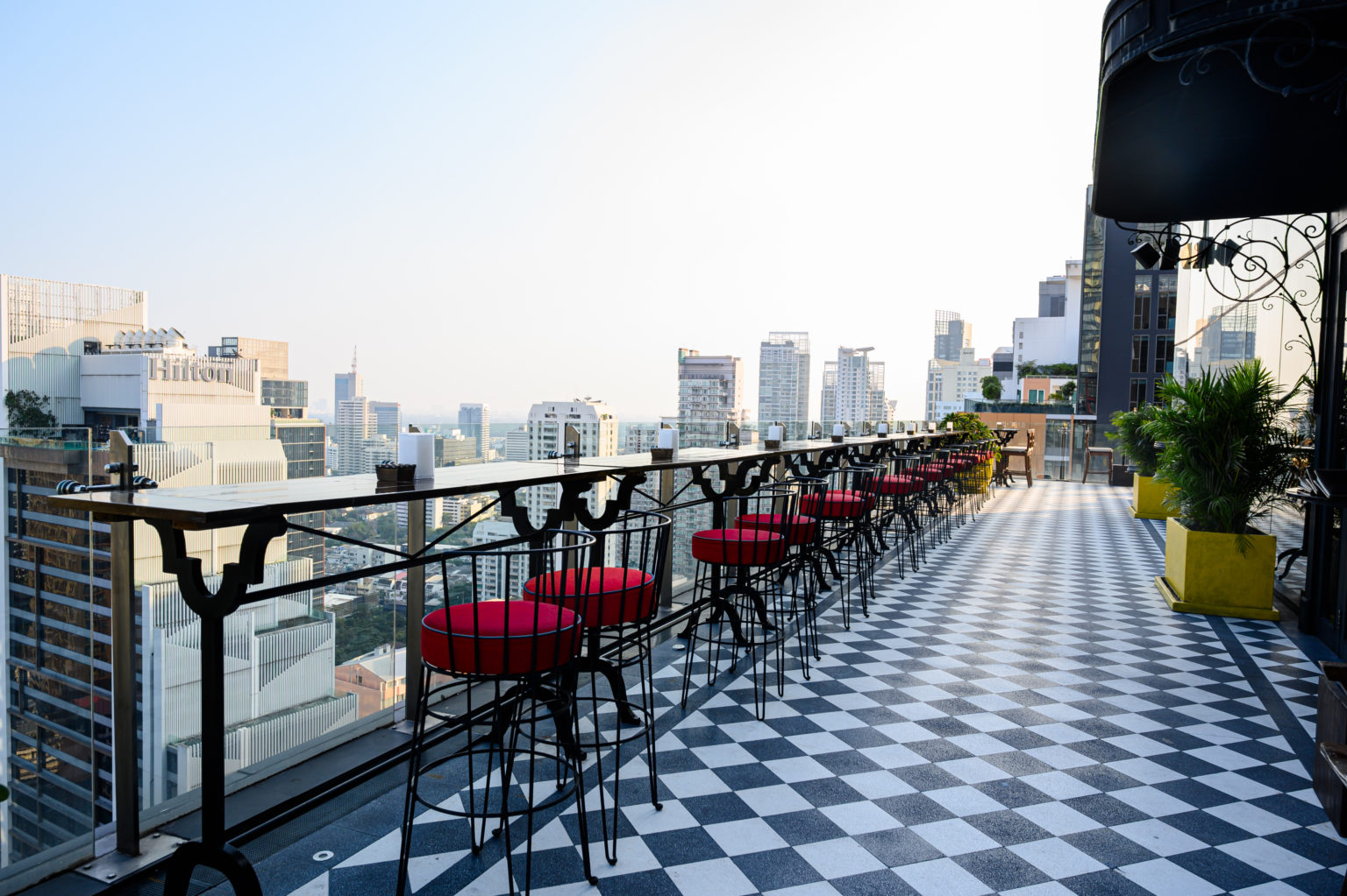 15 Rooftop Indoor & Outdoor จัดเลี้ยงบริษัท ปาร์ตี้ให้สุด ครบทุกความฟิน