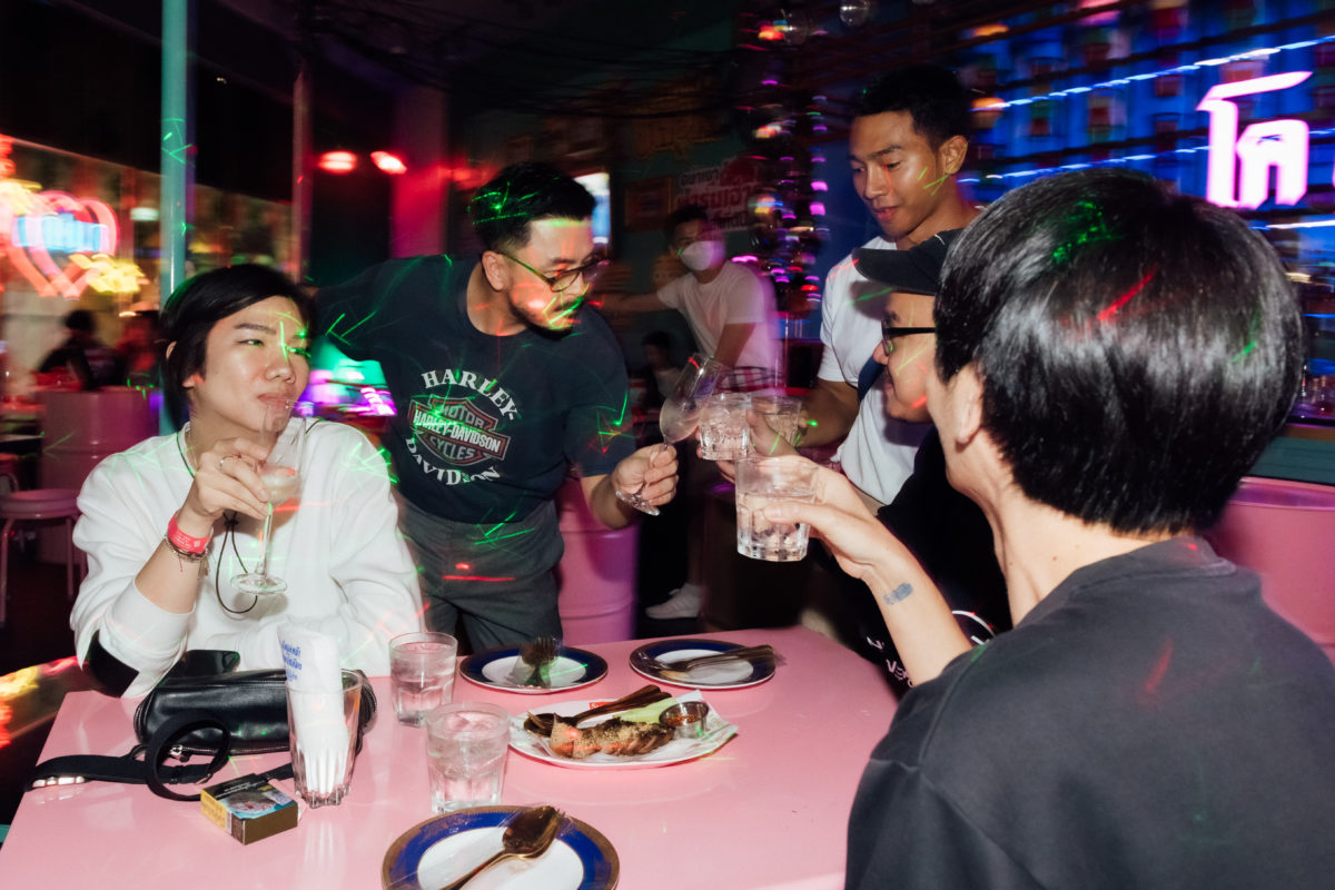 20 ร้านอาหารสยาม 2024 ร้านเด็ด ย่านดัง ชาว Y2K ยังไงก็ต้องโดน