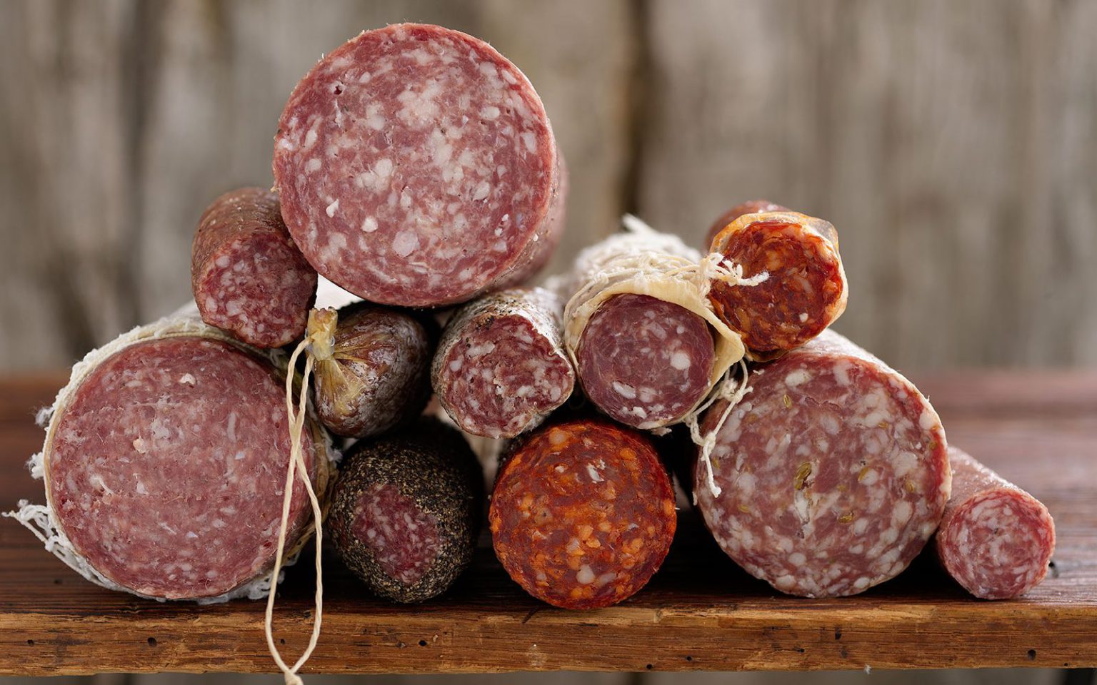 Salami ซาลามี่ กับเรื่องน่ารู้ ที่คุณอาจไม่เคยรู้มาก่อน! - Hungry Hub Blog