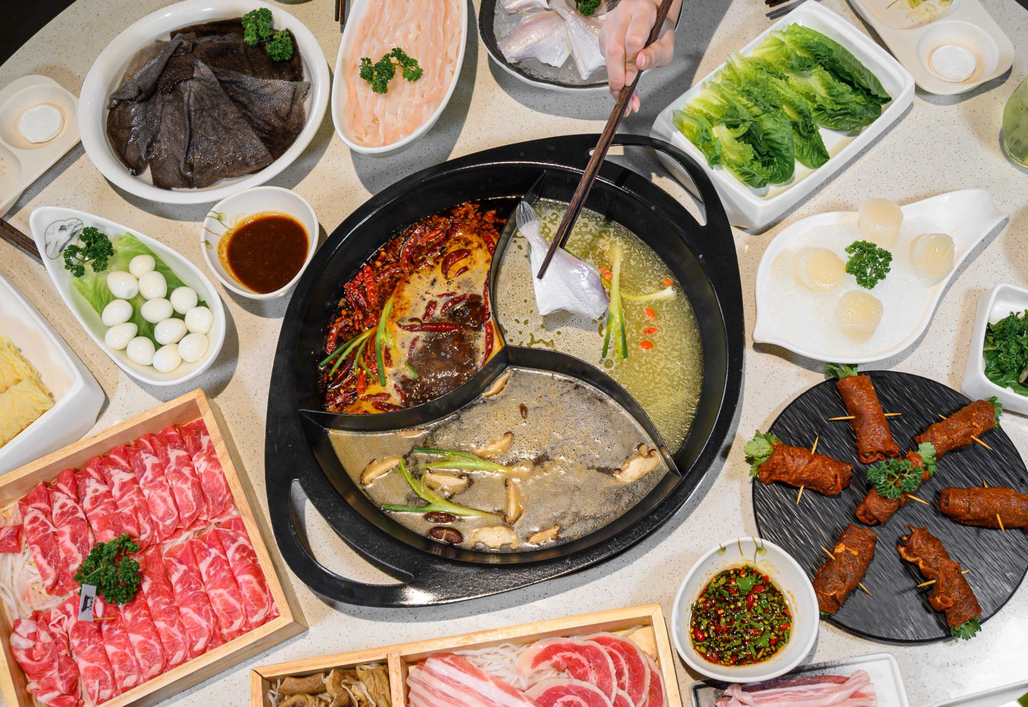 MJ Hotpot ชาบูหม่าล่า สไตล์เฉิงตู ที่ใหญ่ที่สุดในย่านพระราม 3