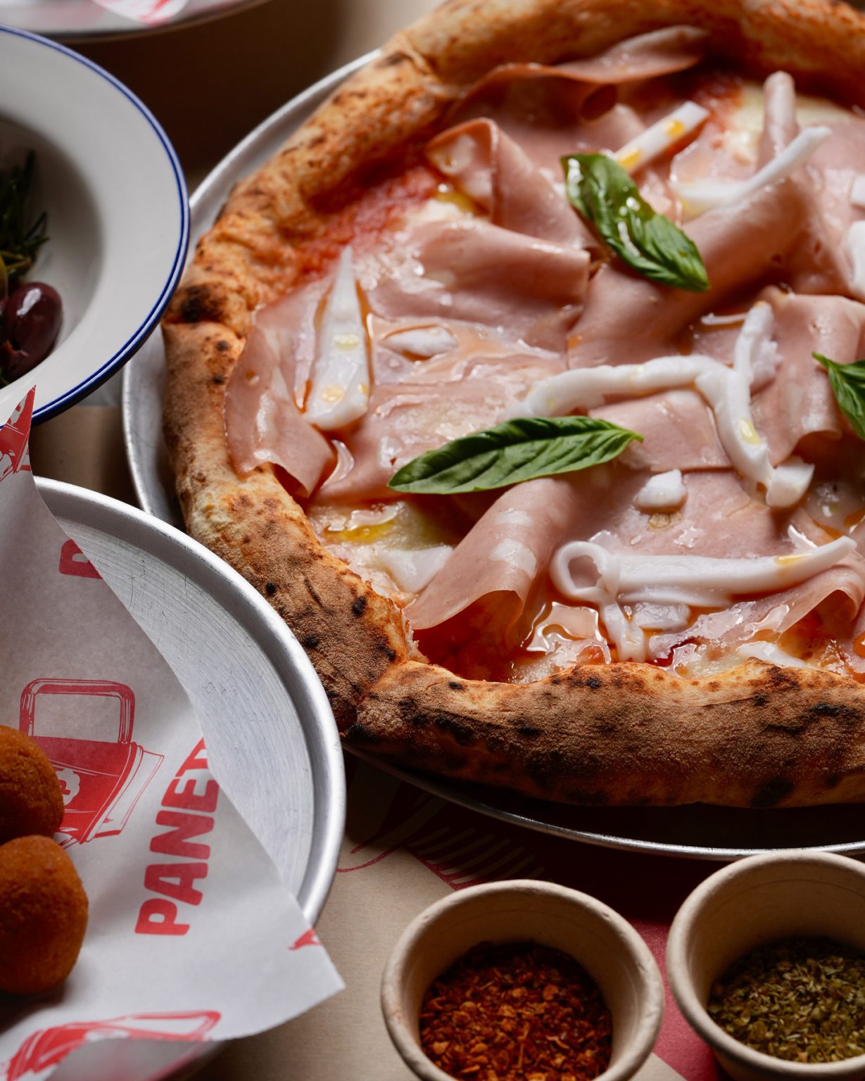 15 ร้านอาหาร Emsphere เอ็มสเฟียร์ 2025 อิ่มครบทุกสไตล์ ใจกลางแลนด์มาร์ค