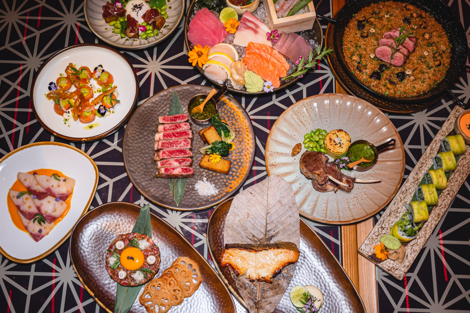 Japan-ish Rooftop Bar รูฟท็อปบาร์ ชมวิวเมืองใจสุดลับ ใจกลางนานา