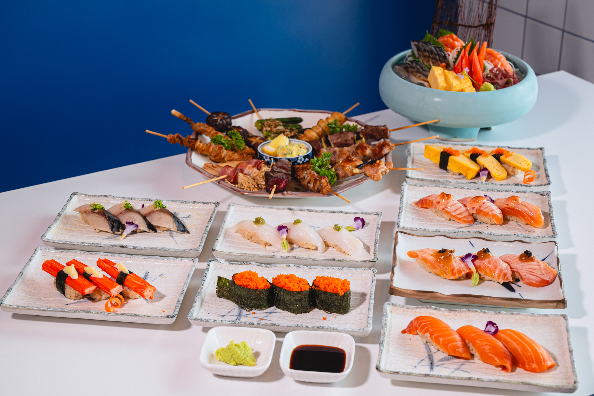 รีวิว Tsuru Saru Izakaya อิซากายะบนดาดฟ้าลับๆ ในวิภาวดีรังสิต - Hungry ...